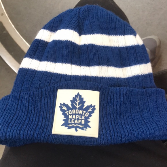 Accessories | Super Soft Toronto Maple Leafs Winter Beanie Toque Unisex ...